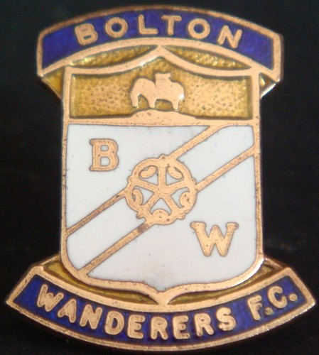 BOLTON WANDERERS FC Vintage club crest badge Stud fitting In gilt 21mm ...