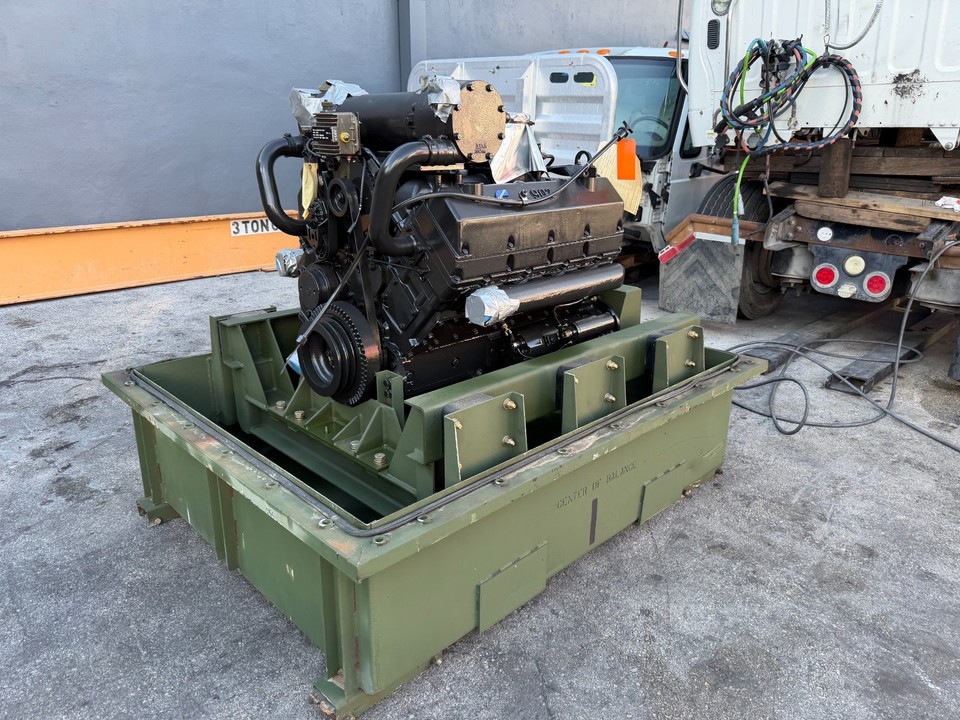 NEW 2004 Cummins V903 Diesel Engine, Model: V903-T295, CPL 0261, 295HP ...