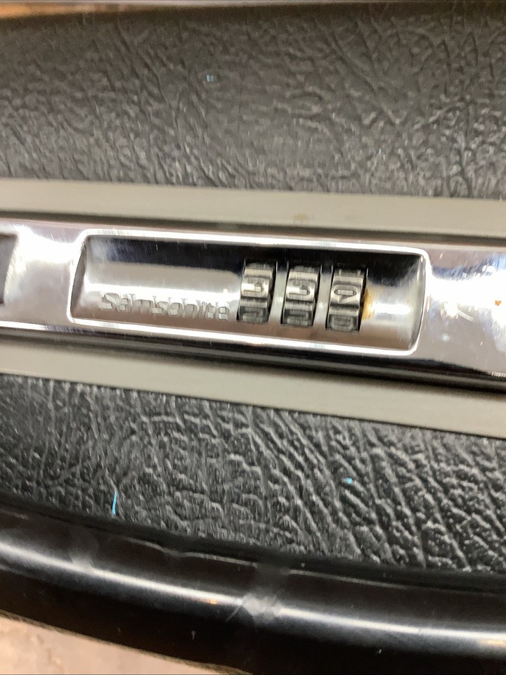 Vintage Samsonite Accord Hard Shell Attache Briefcase Combination Lock ...