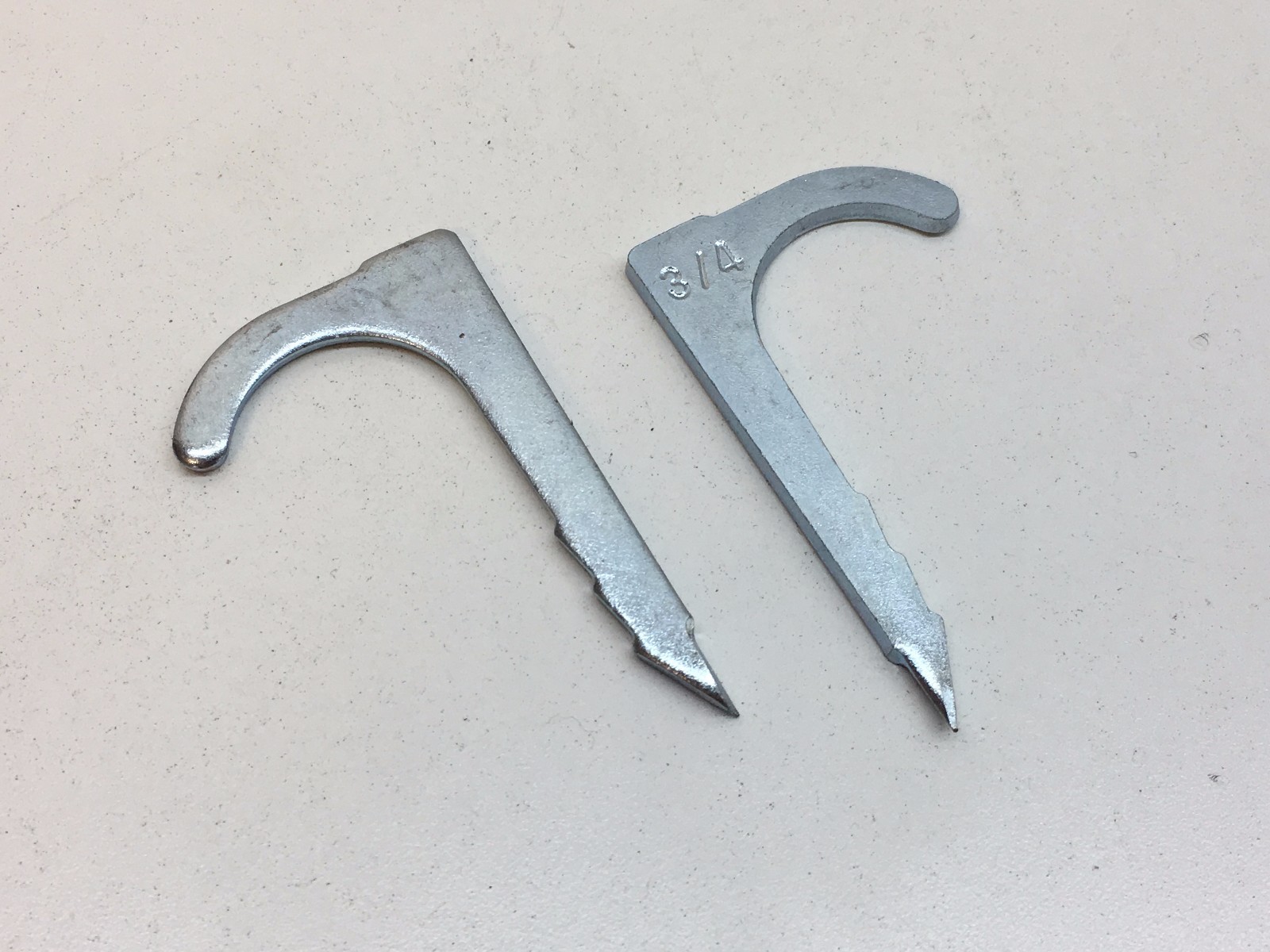 (85) Steel City N102SC Drive Nail Strap for 1/2" Rigid/Flexible Conduit ...