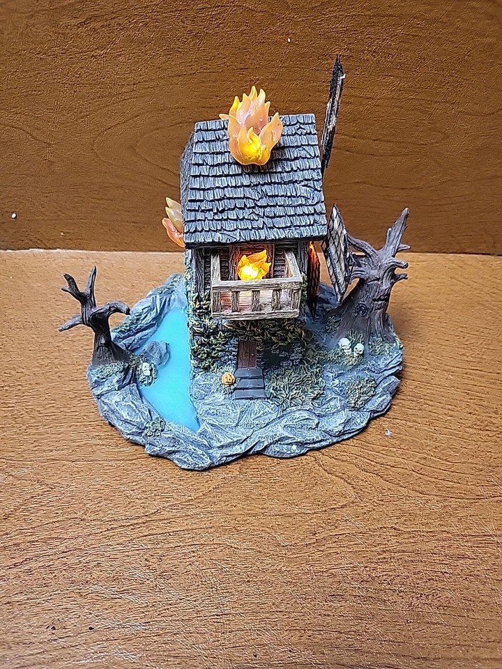 Hawthorne Village "Frankenstein's Burning Windmill" Universal Studios ...