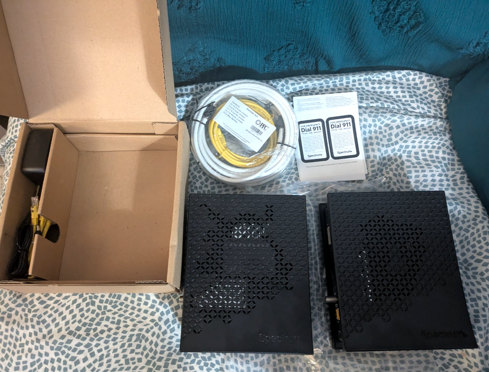 LOT 2 SPECTRUM D3.1 2.5G eMTA DOCSIS ADVANCED VOICE MODEM EU2251 + COAX ...