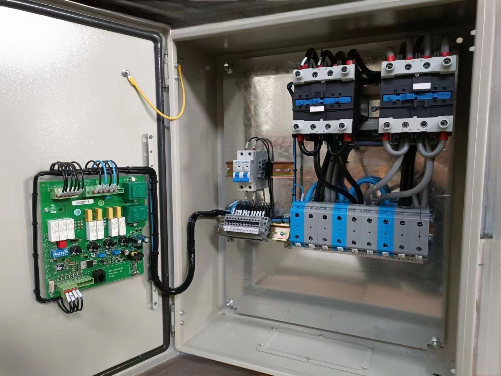 200 AMP ATS AUTOMATIC TRANSFER SWITCH 120-240V SINGLE PHASE NEMA 3R ...