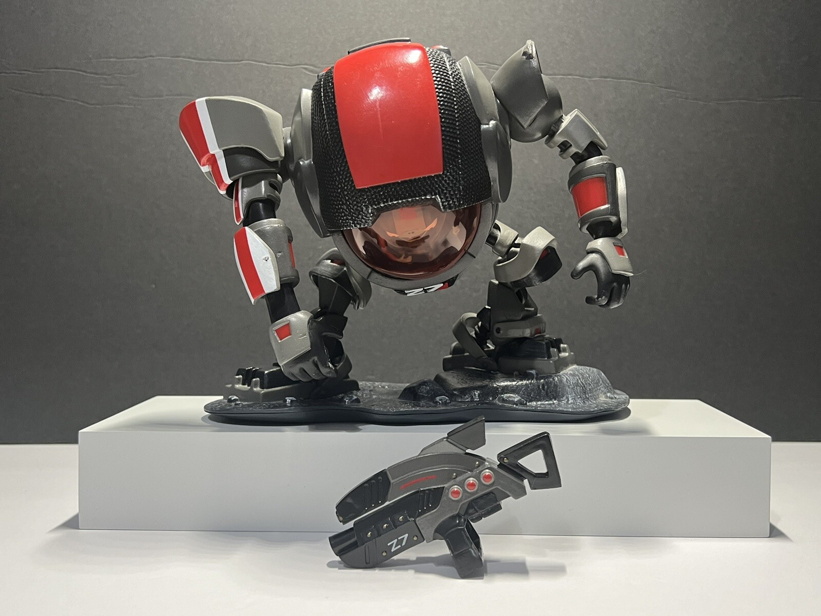 Plants VS Zombies Garden Warfare 2 Grass Effect Z7 Mech Statue Figure ...