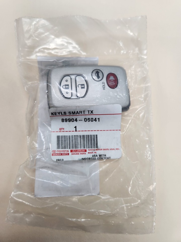 Toyota Oem Key Fob 89904-06041 Camry Corolla Avalon | eBay