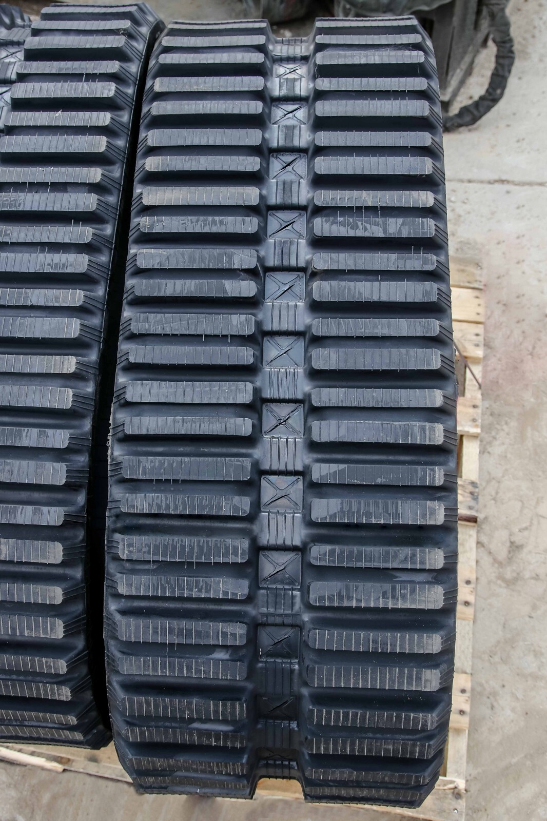450x86x52 Multi Bar Rubber Tracks - BOBCAT - JCB - FREE SHIPPING 7361 ...