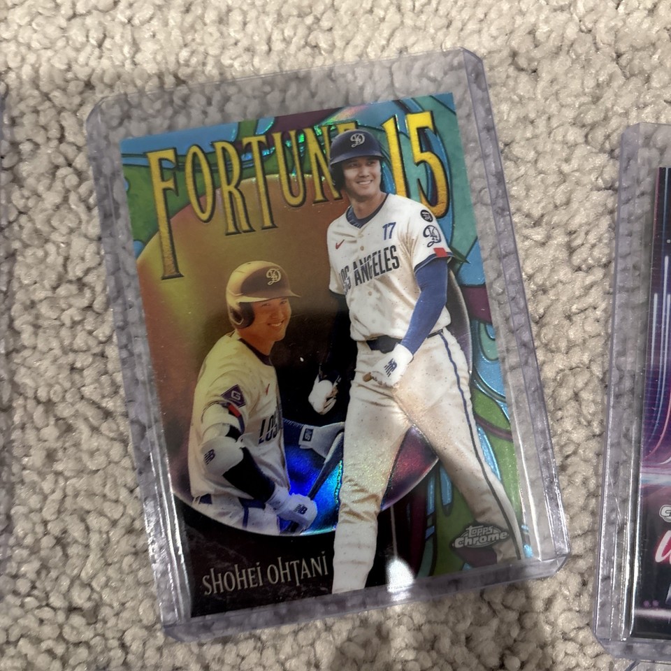 2025 Topps Chrome Cosmic/ Topps Chrome Night Terrors 17 Card Lot | eBay