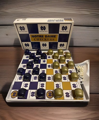 1994 VTG NCAA NOTRE DAME Fighting Irish Checkers Board Game Football ...