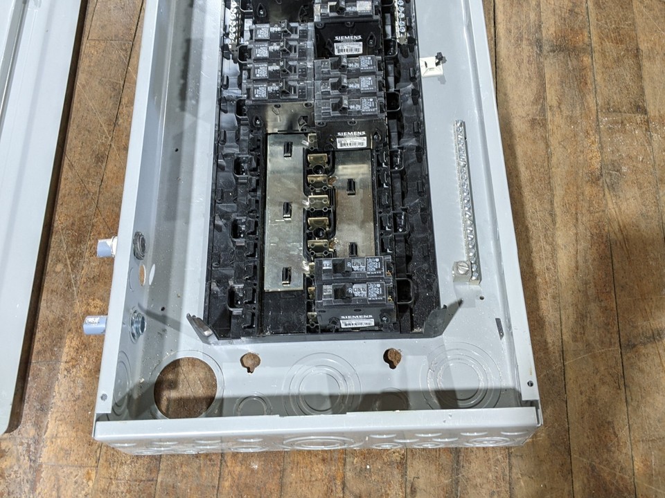 Siemens S4242B3225 Indoor Load Center 225A 120/208/240V 3PH 42 Cir Main ...