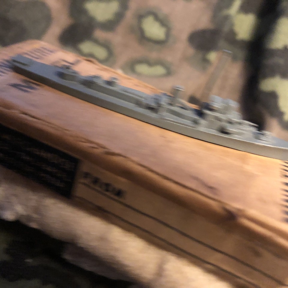 WWII SHIP I.D. Model framburg 1944 USGI WW2 D.E. U.S. NAVY ...
