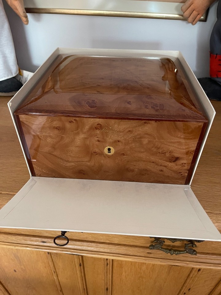 BREGUET GROßE UHREN BOX MIT UMKARTON, BREGUET BIG WATCH BOX WITH OUTER ...