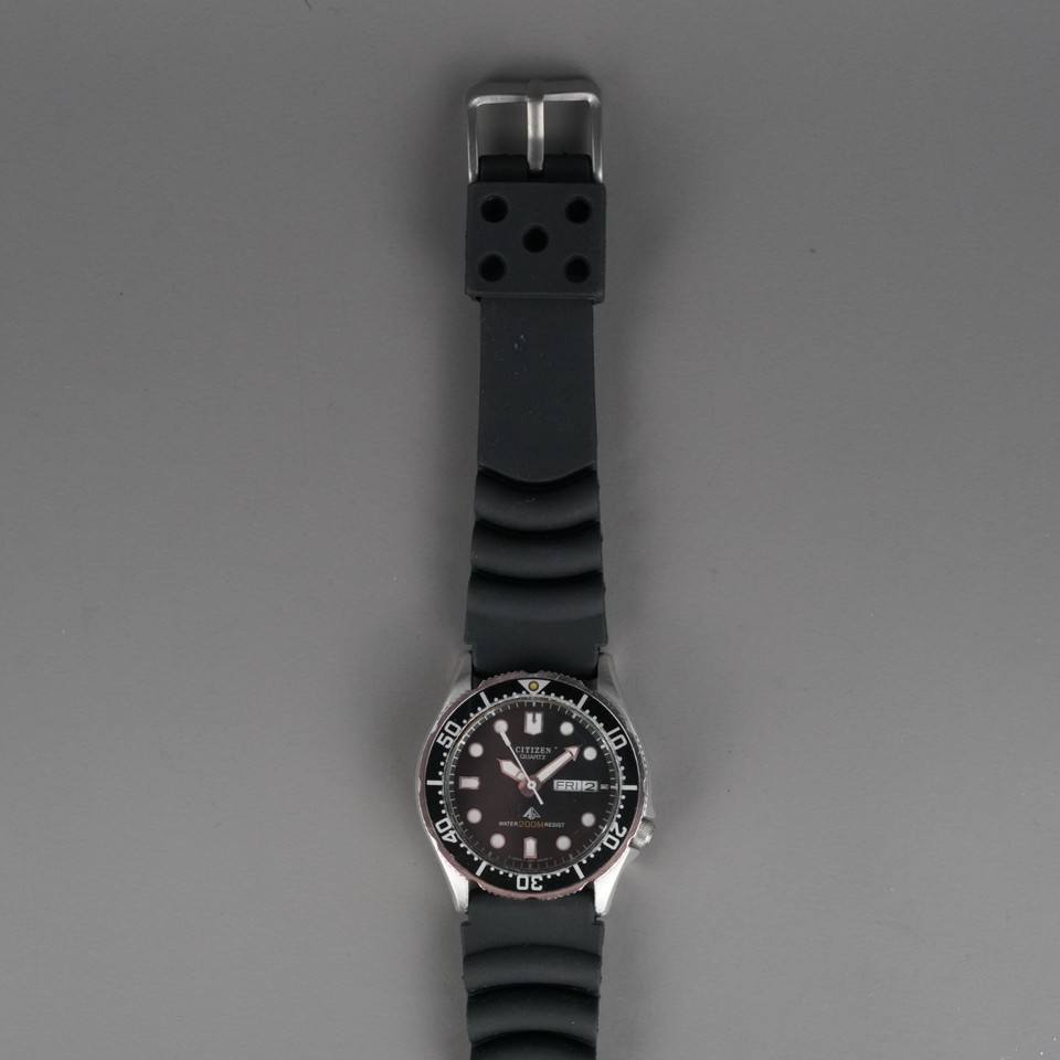 CITIZEN DIVER 2851-262981 Men's 37mm Watch Vintage New Battery New band ...