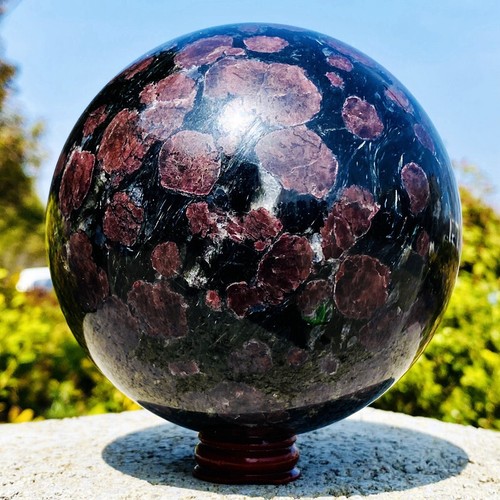 5.66LB Natural garnet crystal ball quartz crystal energy ball Reiki ...