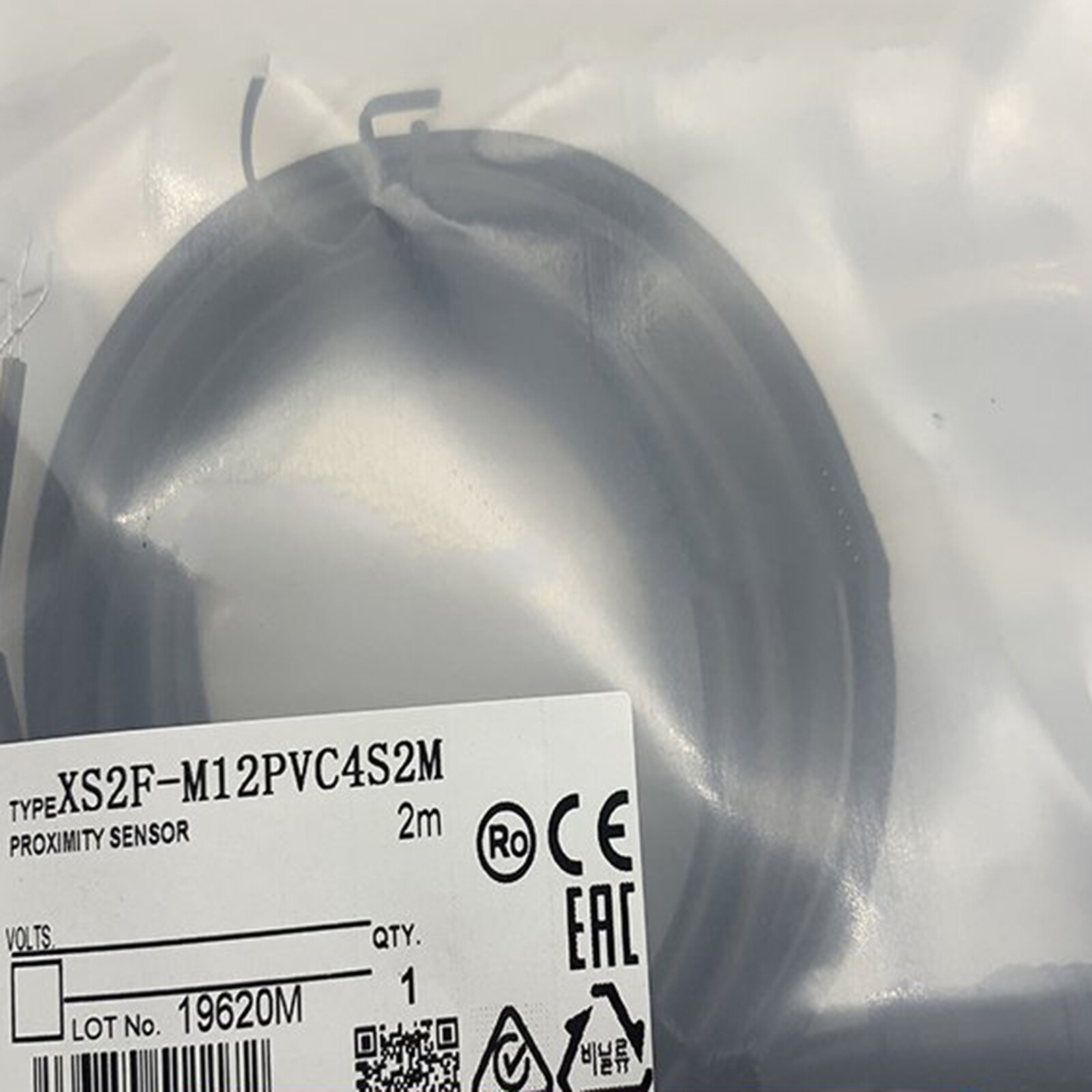 OMRON 1PC NEW series plug-in connection cable XS2F-M12PVC4S2M | eBay