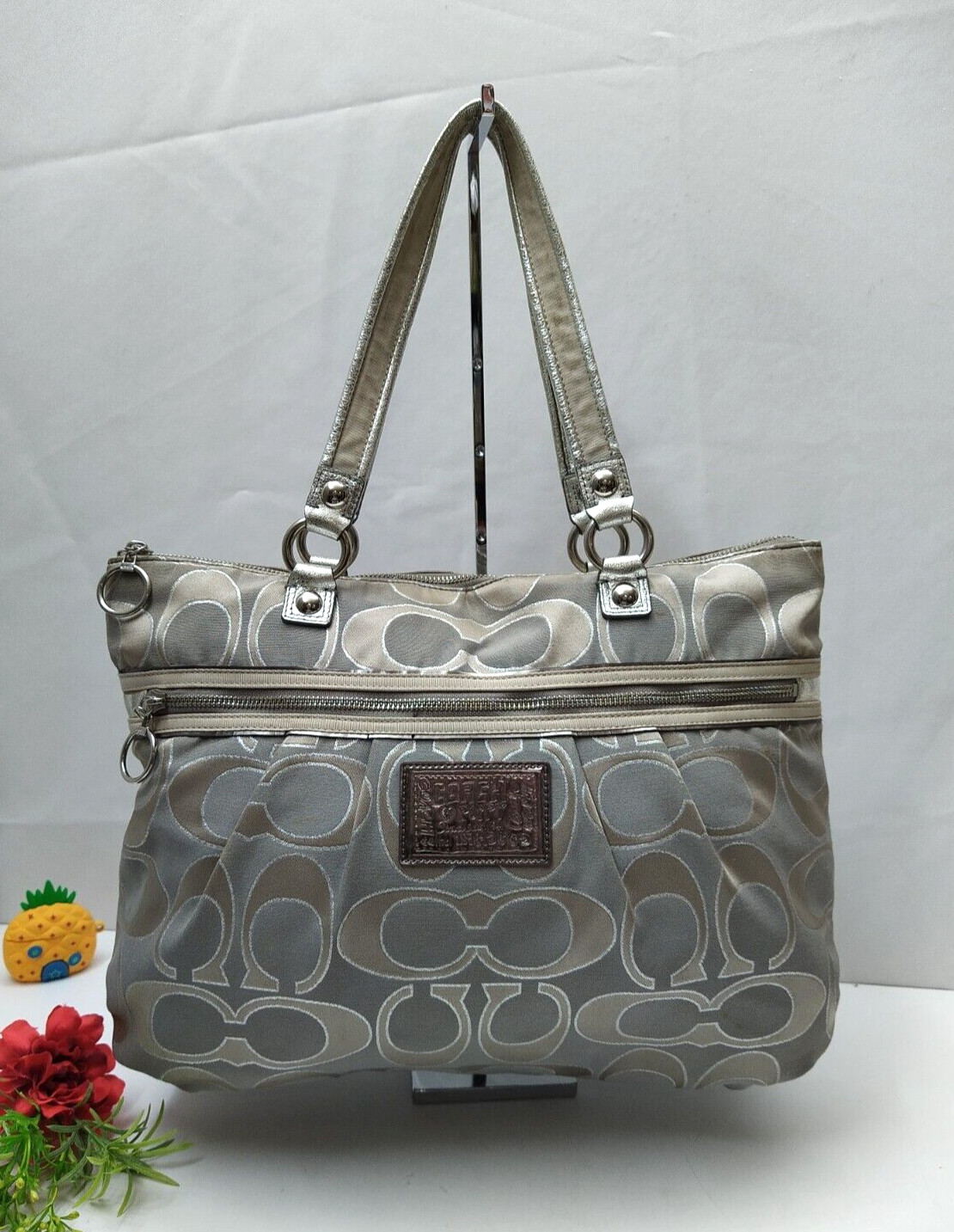 Coach Poppy Signature Gray Canvas Leather Trim Zipper… - Gem