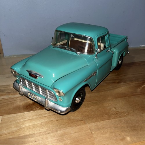 1:18 ERTL American Muscle 1955 CHEVROLET 3100 Stepside PICK UP (Sea ...