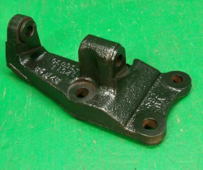 84-95 TOYOTA PICKUP 4RUNNER 84-85 CELICA LOWER ALTERNATOR MOUNT BRACKET ...