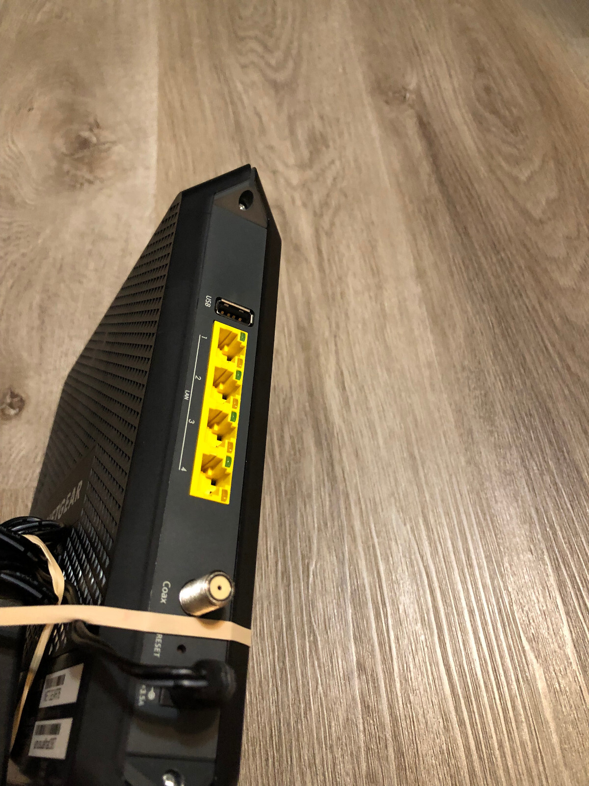 Netgear Nighthawk C7000 v1 AC1900 Wireless WiFi Cable Modem Router NOT ...