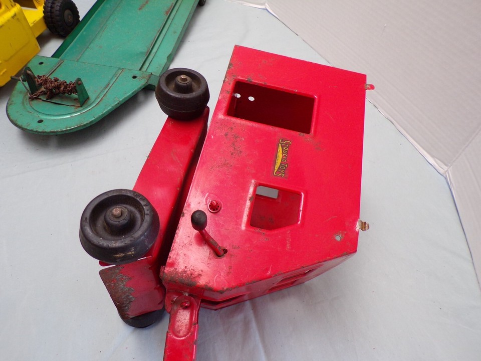 VINTAGE 50'S STRUCTO CONSTRUCTION TRUCK SET LOW BOY TRAILER, SHOVEL ...