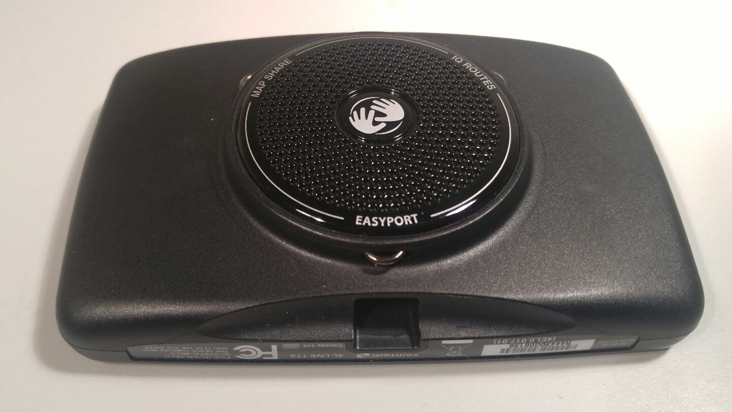 TomTom XL Live TTS GPS Bundle w/ USB & Suction Dash Mount | eBay