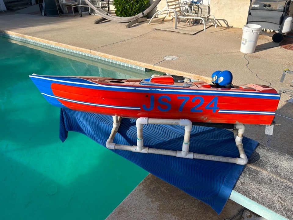 RC Boat Works/Insane Jersey Skiff. W/ Mod 26cc, Need radio & receiver ...