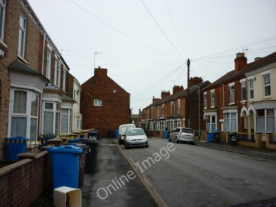 Photo 6x4 Brooklyn Street off Beverley Road Kingston upon Hull c2011 | eBay