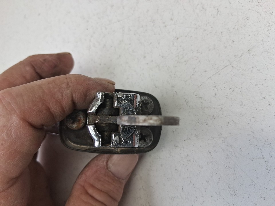 1960's Volkswagen Beetle ? Engine Compartment Latch c/n 111827 503B ...