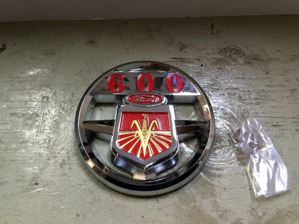 600 FORD TRACTOR HOOD EMBLEM NCA16600A | eBay