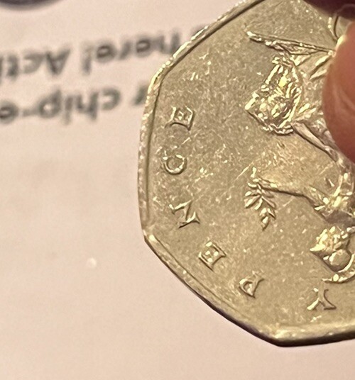 1997 Queen Elizabeth II {D.G.REG.F.D.} Rare 50 Fifty Pence UK Coin ...