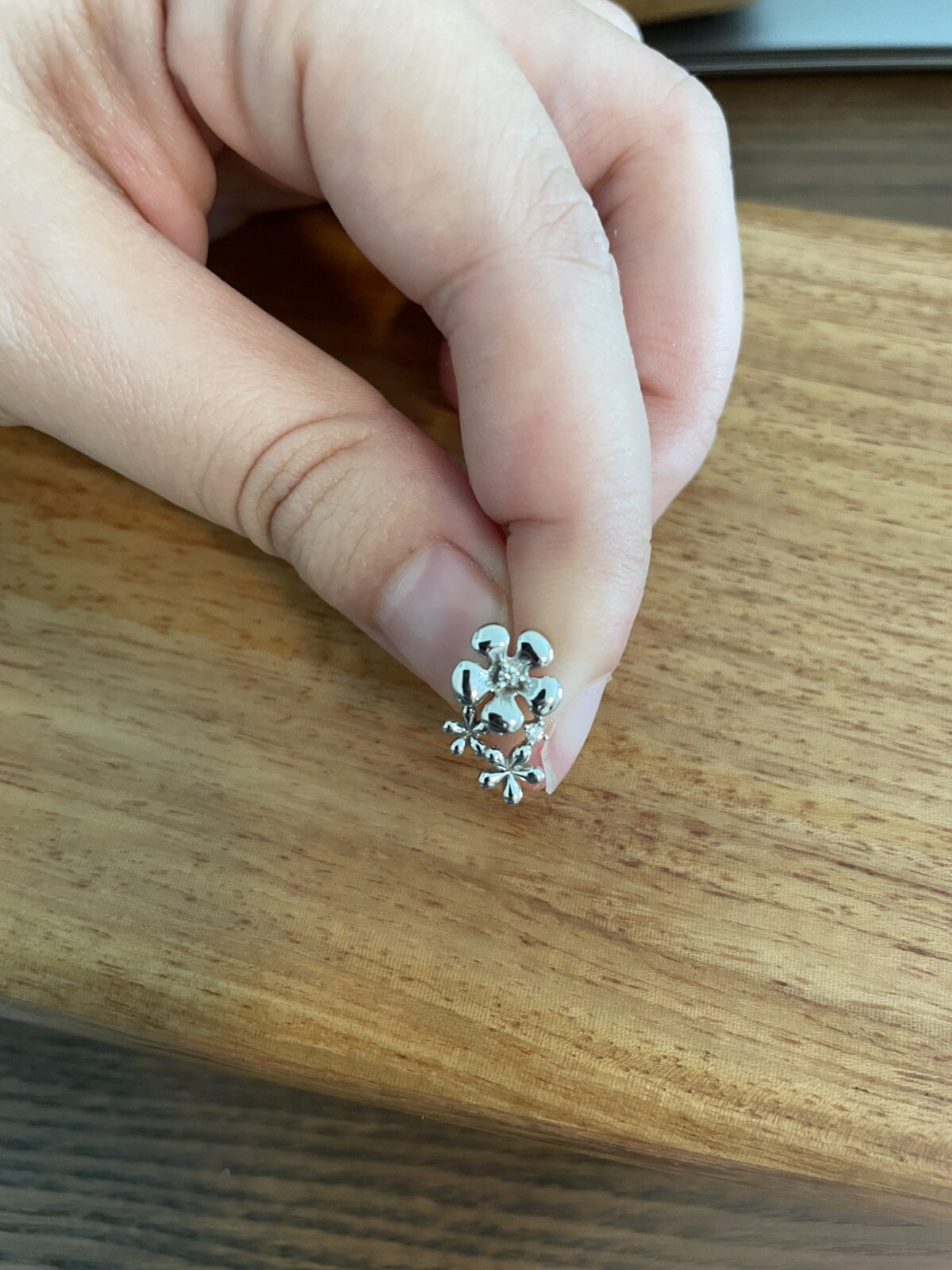 vintage tasaki flower Sakura earring - Gem