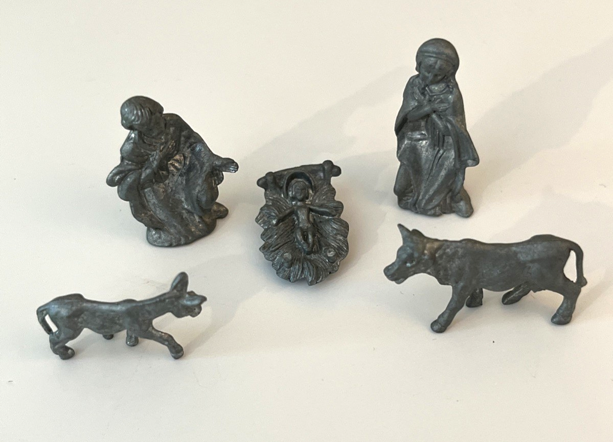 Mini Pewter Nativity Figurine Set of 5 Pieces Manger Scene w/2 Animals ...