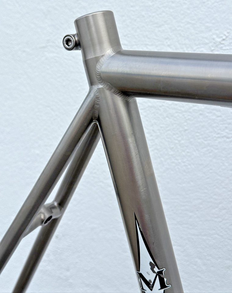 MERLIN Extralight Handmade USA Titanium 55 x 55.5cm Top Tube Frame ...
