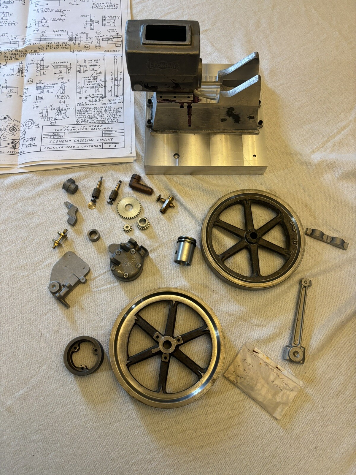 Economy Kit Hit and Miss Gas Engine Motor Antique Scale Model 6" wheels ...