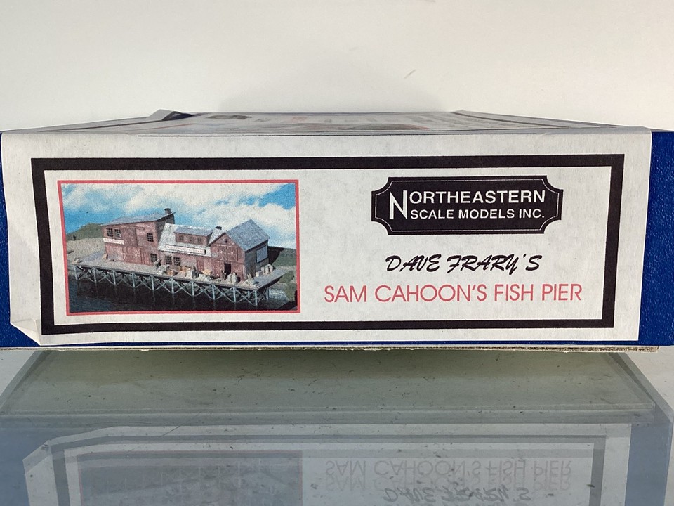 Northeastern Scale Models 20109 HO Dave Frary's "Sam Cahoon's Fish Pier ...