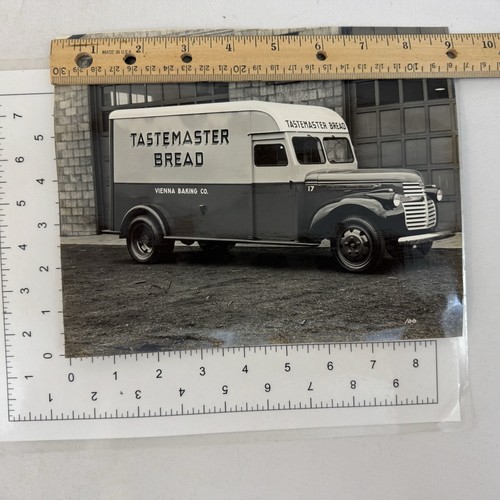 General Motors Truck Toastmaster Bread Vienna Baking Co. Passenger Side ...