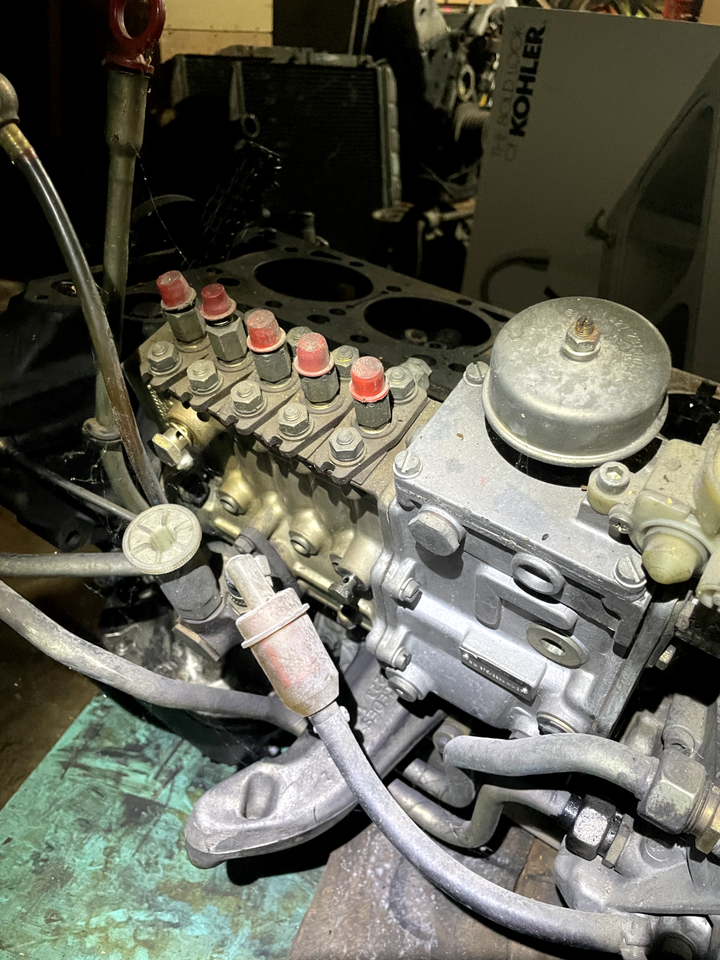 MERCEDES 300D NON TURBO ENGINE ASSEMBLY WITH BOSCH INJECTION PUMP OM617 ...