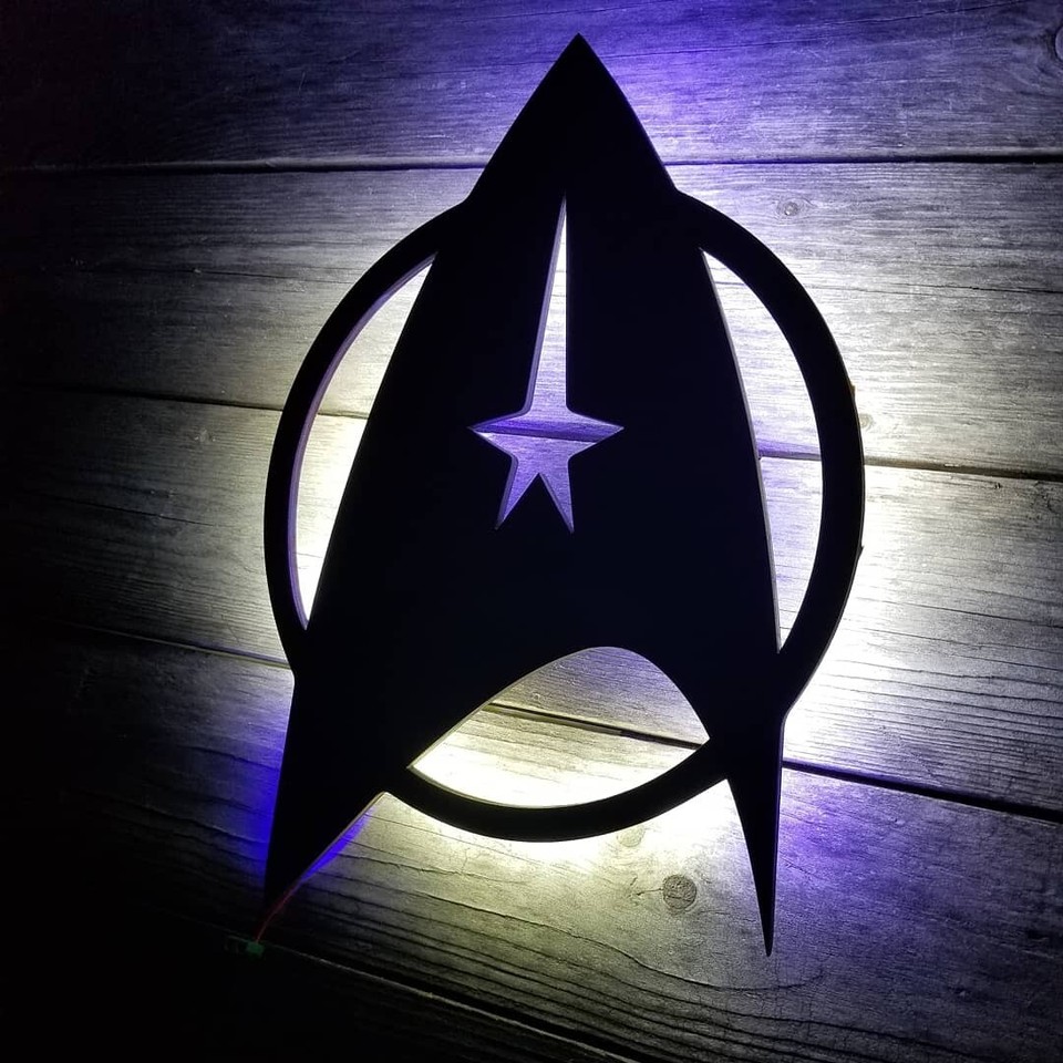 Star Trek, Starfleet Insignia Logo. LED Back lit, Star Trek Sign, Wall ...