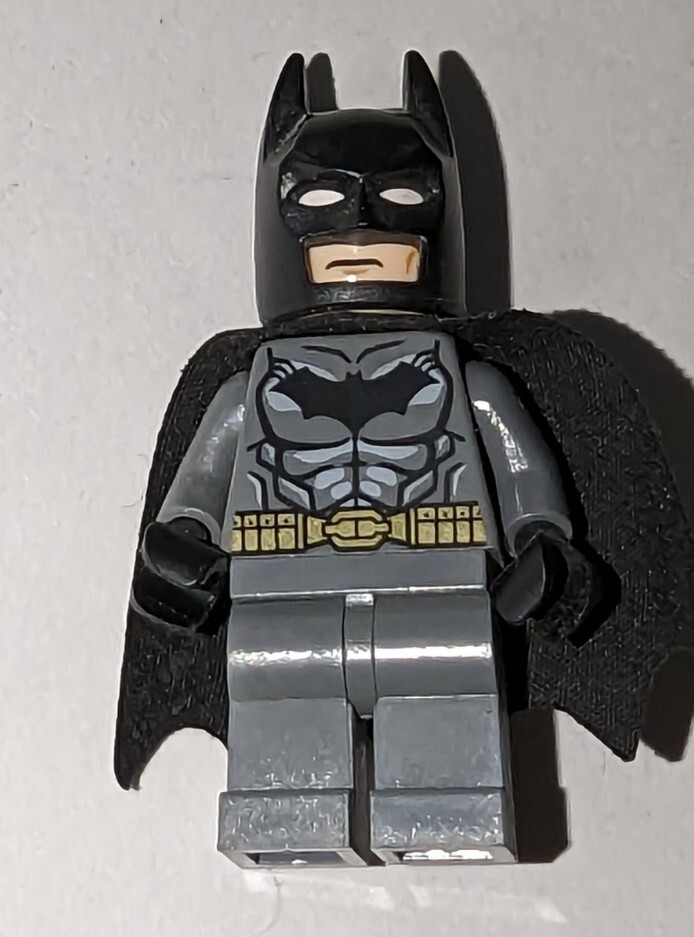 LEGO Minifigure Batman Dimensions dim002 DC Comics Super Heroes Minifig ...