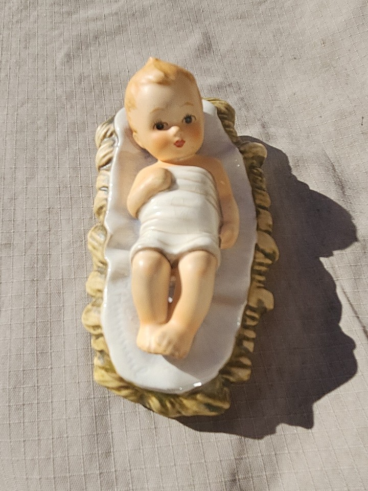 18 HUMMEL GOEBEL TMK5 NATIVITY 6” BABY JESUS in MANGER CHRIST CHILD | eBay