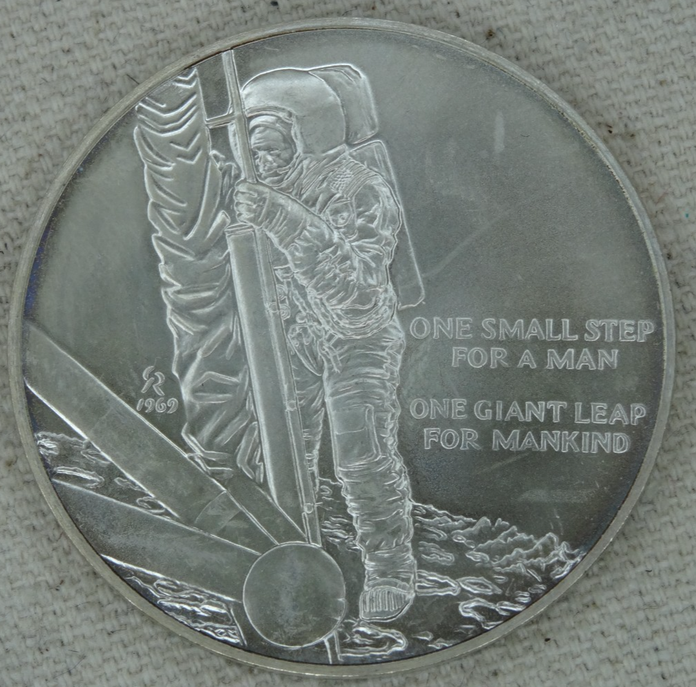 1969 First Step on the Moon Silver Round Franklin Mint Medal .925 Fine ...