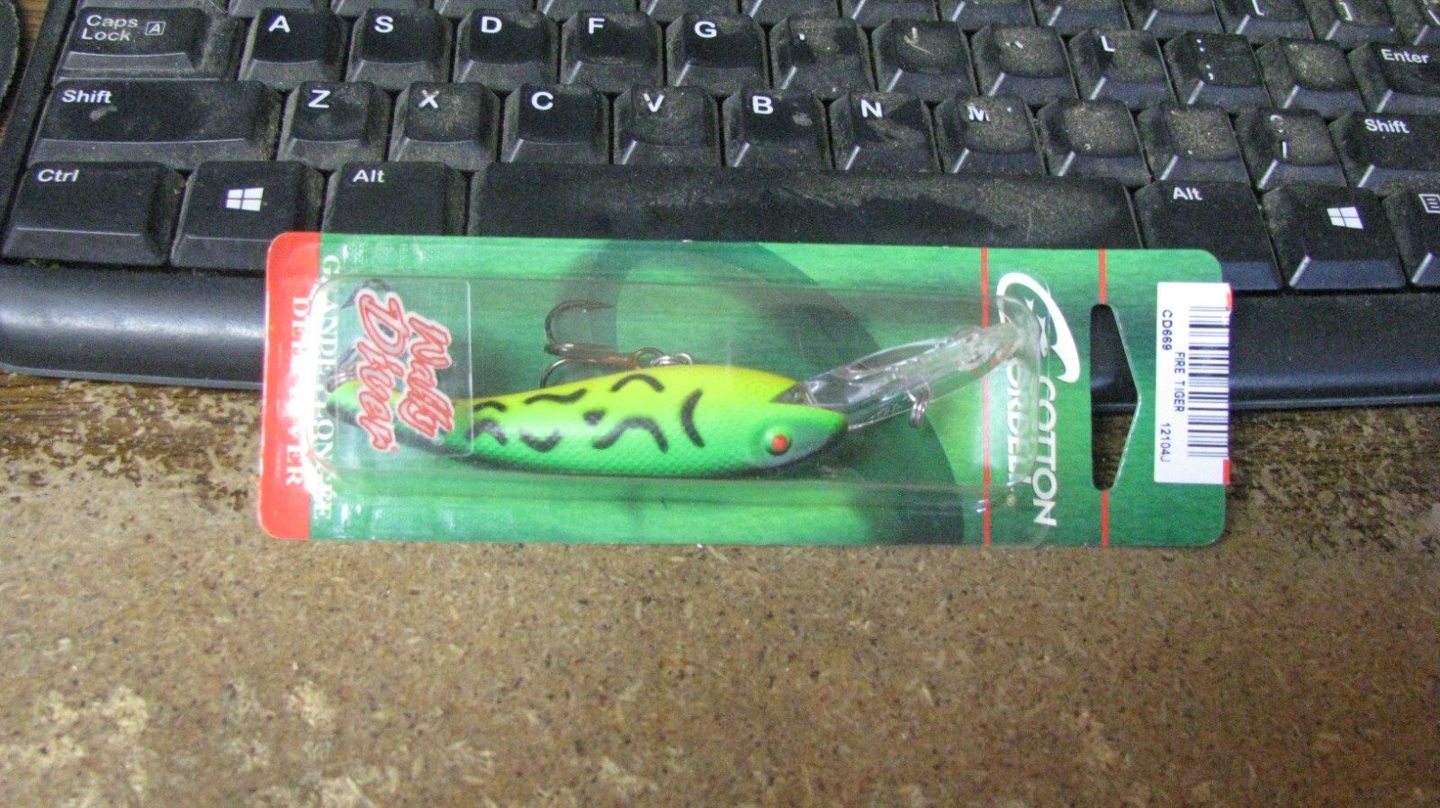 Cotton Cordell "wally diver", 3 1/8", 3/8 oz, NOS, NIP, free shipping ...