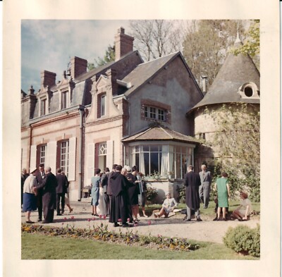 Vintage 1961 Found Photo well dressed people / fancy building France ...