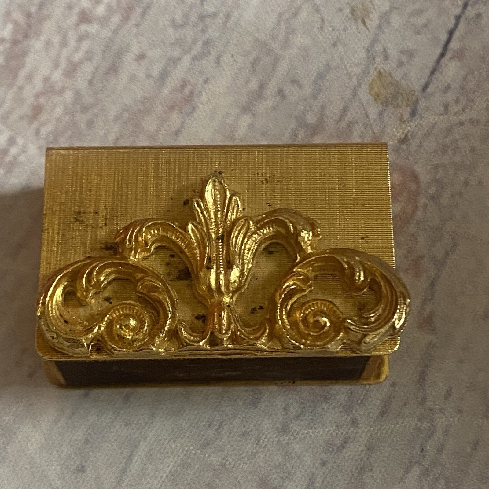 Vintage Ornate Match Safe Holder Gold Tone Decorative Matchbox Case W ...