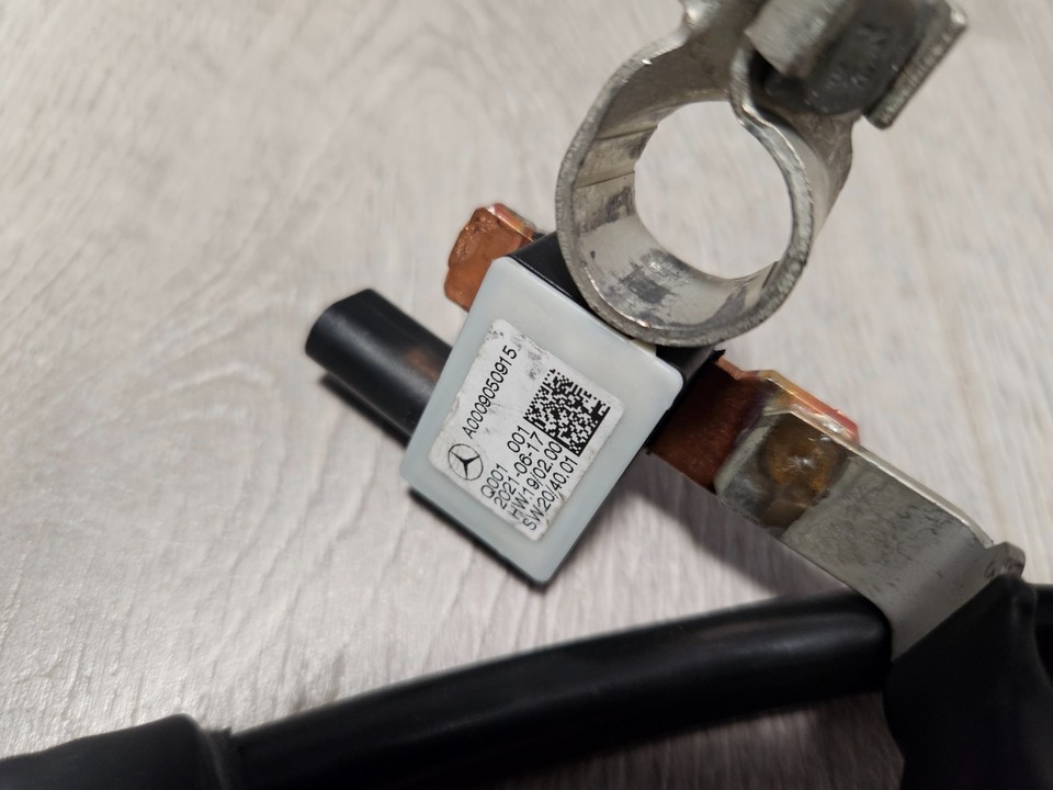 OEM Mercedes-Benz Battery Sensor A0009054816 Genuine | eBay