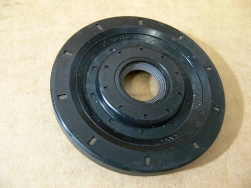 GENUINE LAND ROVER ALTERNATOR SHAFT SEAL LR2 3.2L PETROL NEW LR001469 ...