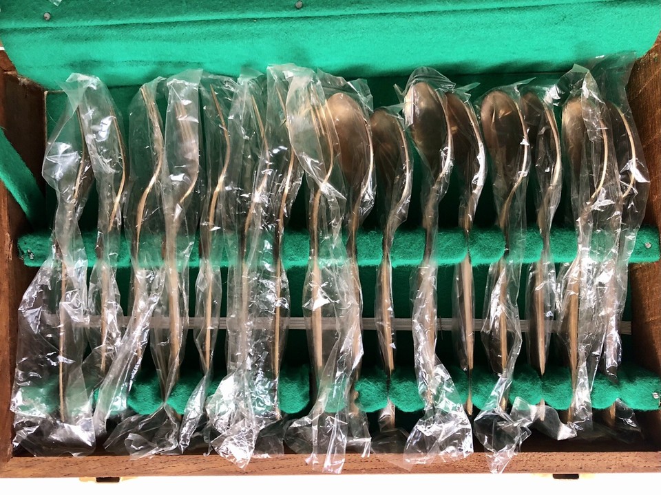 19 Piece James Quality Jewelers Bronze/Nickel Ware Thailand Dessert ...