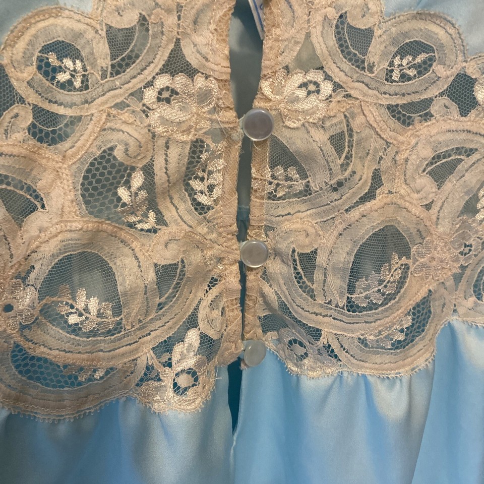 Eve Stillman Vintage negligee collection 80s Nightgown Pale Blue Beige ...