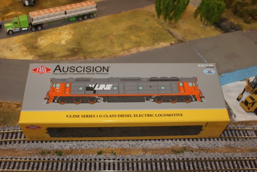 AUSCISION V LINE ENGINE G512 | eBay Australia