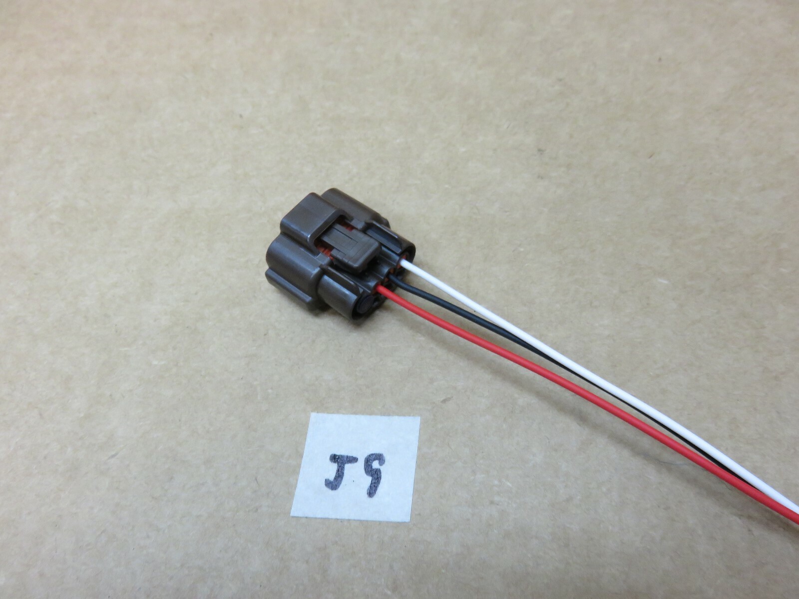 NEW MAF MASS FLOW SENSOR plug pigtail fit NISSAN PATHFINDER AFH70-16 ...