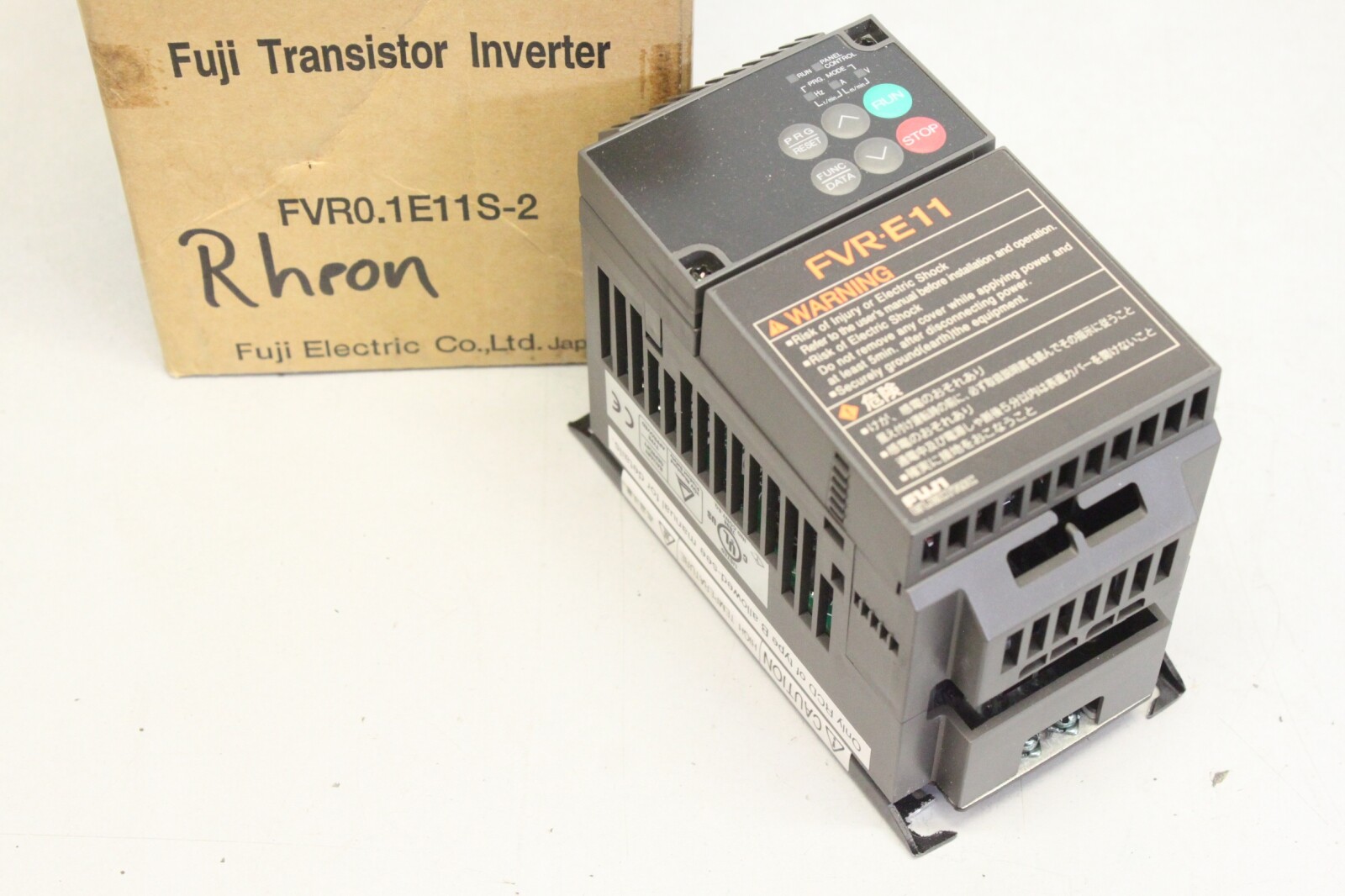 FUJI ELECTRIC FVR-E11 FVRO.1E11S-2 FVRE11 0,3kVA Frequenzumrichter FVRO ...